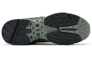 NEW BALANCE Thisisneverthat X 827 - Black