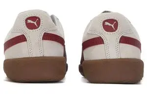 PUMA Suede Low Top Sneakers - White/gray/red