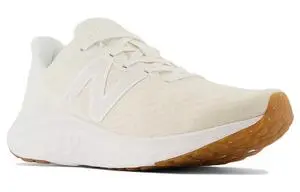 NEW BALANCE Fresh Foam Arishi V4 Sneakers - Cream