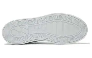 PUMA Lajla Low Top Sneakers