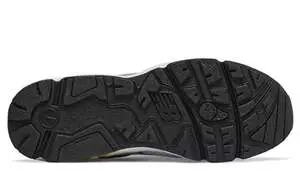 NEW BALANCE 850 Athletic Sneakers - Black/gray