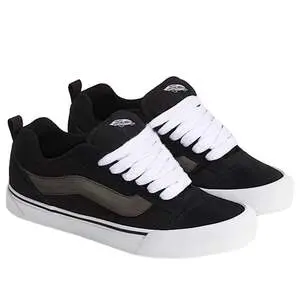 VANS Knu Skool "black" Sneakers - Black/white