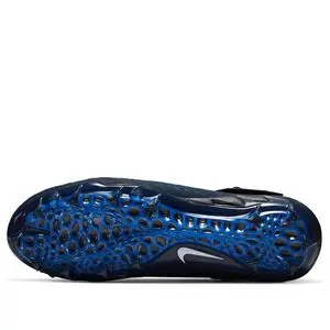 Nike Alpha Menace Pro 2 Mid Football Cleats