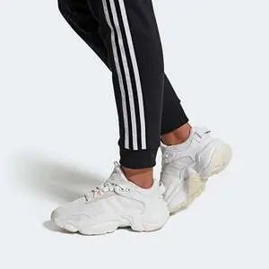 Adidas Originals Magmur Runner - White