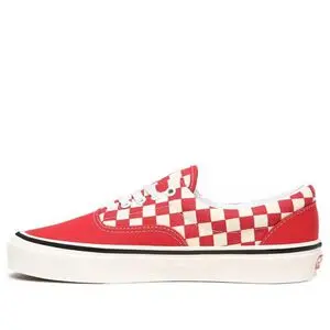 Black/white/red (red/white)