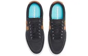CONVERSE Courtlandt Star Replay