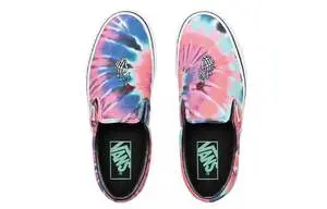 VANS Classic Slip-on Tie Dye Sneakers - Red/blue