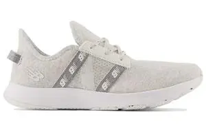 NEW BALANCE Dynasoft Nergize V3 Low Top Sneakers - Light Grey