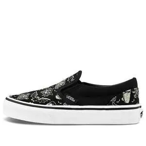 VANS Classic Slip-on Sneakers