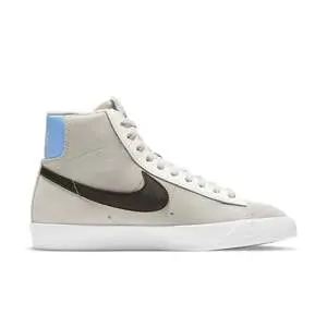 Nike Blazer Mid '77 Sneakers