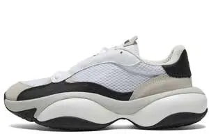 PUMA Alteration Kurve No Mesh Sneakers - White