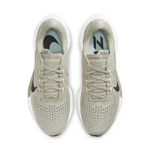 Nike Zoom Vomero 15 Athletic Sneakers - Grey/black