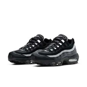 Nike Max 95 Essential Sneakers