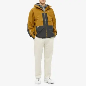 Nike Gore-tex Hooded Jacket - Default Color