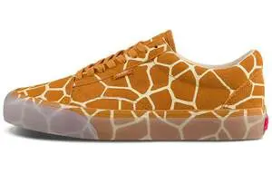 VANS Old Skool Ns Giraffe Pattern Sneakers - Brown