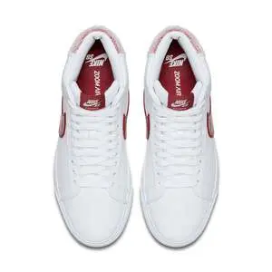 Nike Blazer Mid Sb Sneakers
