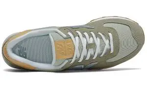 NEW BALANCE 574 Retro Low Top Sneakers - Grey/green