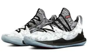 Under Armour Curry 5 "international Smoke" Basketball Sneaker - Grey