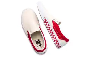 VANS Classic Slip-on Checkerboard Sneakers - Red/white
