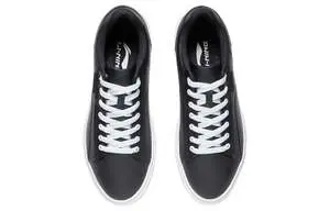LI-NING Classic Skateboarding Low Top Sneakers