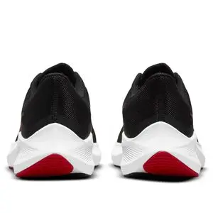 Nike Zoom Winflo "bred" Sneakers - Black/red