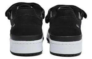 Adidas Forum Low Sneakers