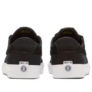 Nike Shane Low Top Sneakers