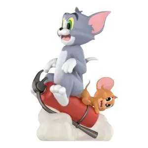 POP MART Tom & Jerry Forbidden Compass Figures 'fire Extinguisher Assault