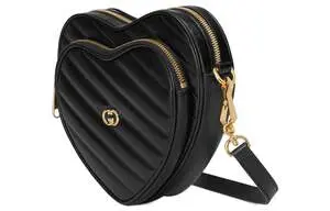 Gucci Interlocking G Heart Shoulder Bag - Black