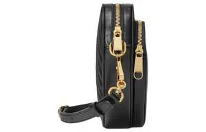 Gucci Interlocking G Heart Shoulder Bag - Black