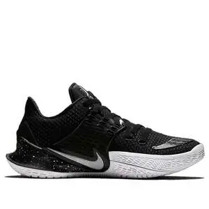 Nike Kyrie Low 2 Athletic Sneakers
