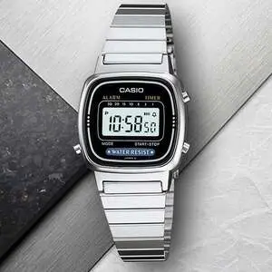 Casio Quartz Digital Watch With Stainless Steel Band - Silver