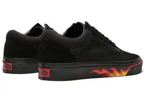 VANS Old Skool Flame Wall Sneakers