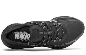 NEW BALANCE Roav Trail Sneakers - Black