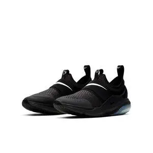 Nike Joyride Nova Sneakers