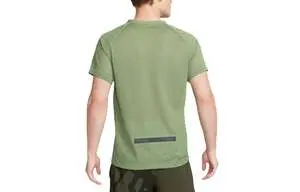 Nike Dri-fit Adv Run Division Techknit Short-sleeve Running Top - Green