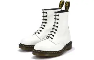 Dr. Martens 1460 Pascal 8-eye Boots
