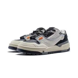 LI-NING 001 Btc V2 Sneakers - White/navy/beige