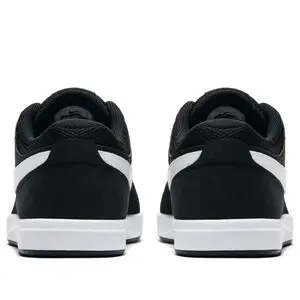 Nike Fokus Skate Sneakers