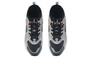 LI-NING Defender Athletic Sneakers