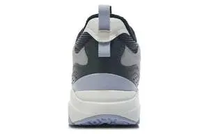 LI-NING Defender Athletic Sneakers