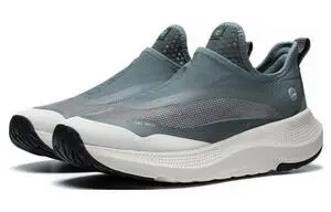 LI-NING Soft Go Sneakers