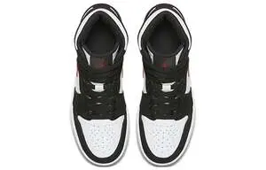 JORDAN 1 Retro High Sneakers - Black
