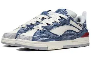 LI-NING Superwave Golden Sneakers