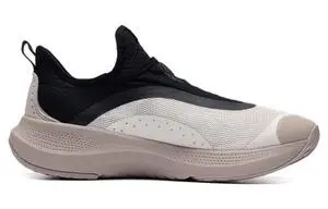 LI-NING Soft Go Sneakers