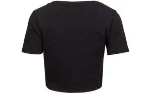 Nike Essential Cropped T-shirt