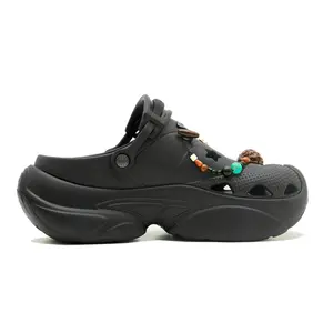 KAALIXTO Embellished Clogs