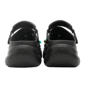 KAALIXTO Embellished Clogs