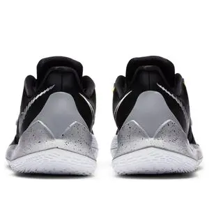 Nike Kyrie Low 3 Team Basketball Sneakers - Black