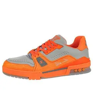 LOUIS VUITTON LOUIS VUITTON Trainer Sneakers Orange/grey